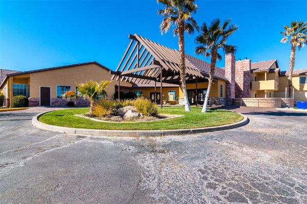 Comfort Inn & Suites Mojave - Mojave, CA