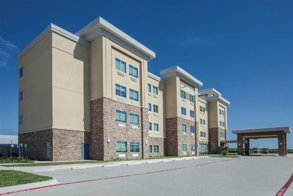 La Quinta Inn & Suites By Wyndham Kingsville - Kingsville, TX