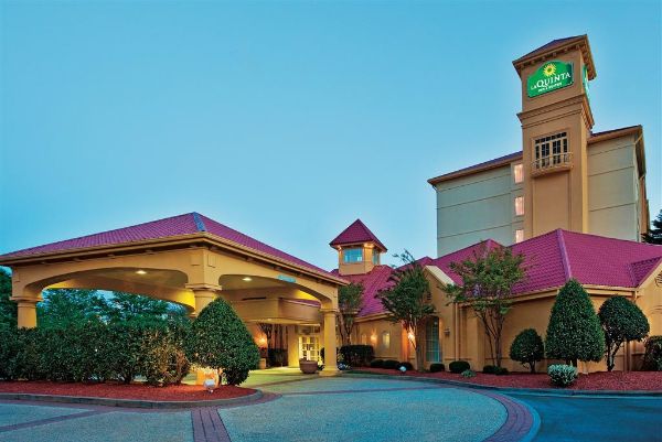 La Quinta Inn & Suites By Wyndham Winston-salem - Winston-Salem, NC