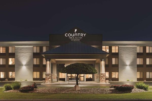 Country Inn & Suites By Radisson Mt. Pleasant-racine West Wi - Kenosha, WI