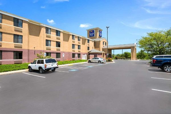 Sleep Inn Statesville I-40 - Lake Norman, NC