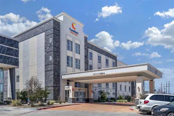 Comfort Suites University - Lubbock, TX