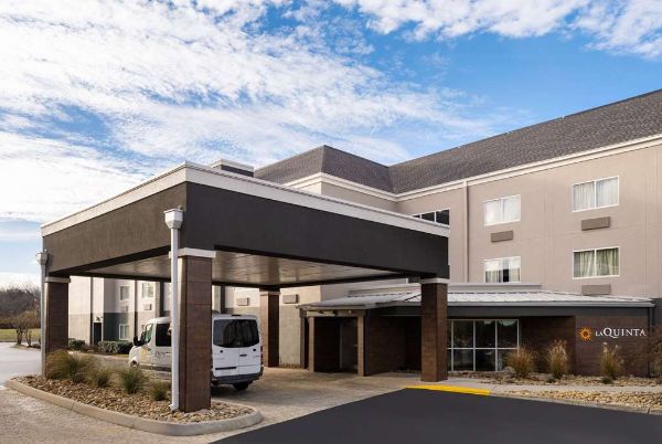 La Quinta Inn & Suites By Wyndham Knoxville Airport - Maryville, TN