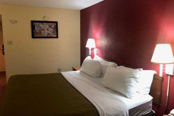 Days Inn By Wyndham Jersey City / Nyc Area - Jersey City, NJ