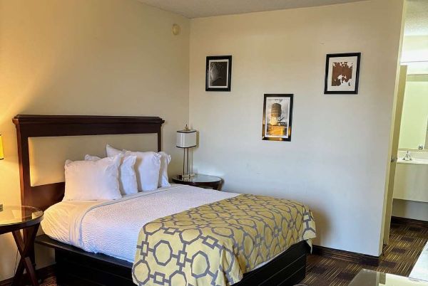 Baymont By Wyndham Johnson City - Johnson City, TN