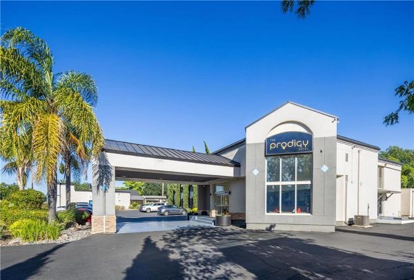 A Days Inn By Wyndham Prodigy Hotel - Davis