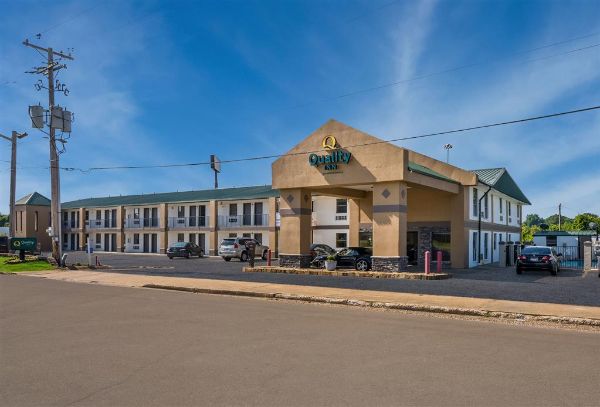 Quality Inn Brownsville - Brownsville, TN