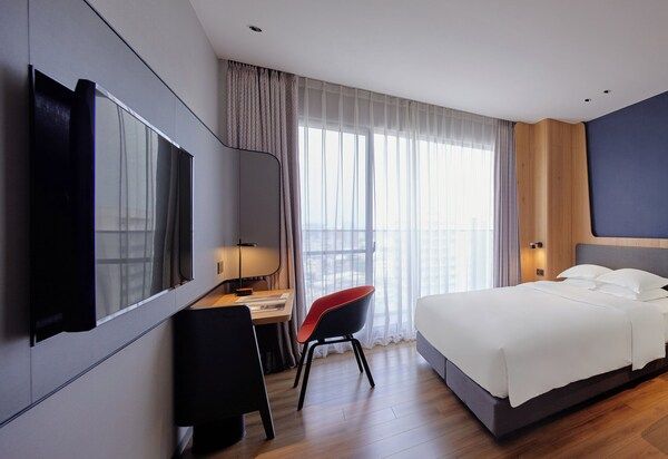 Holiday Inn Express Chiayi - Kaohsiung City