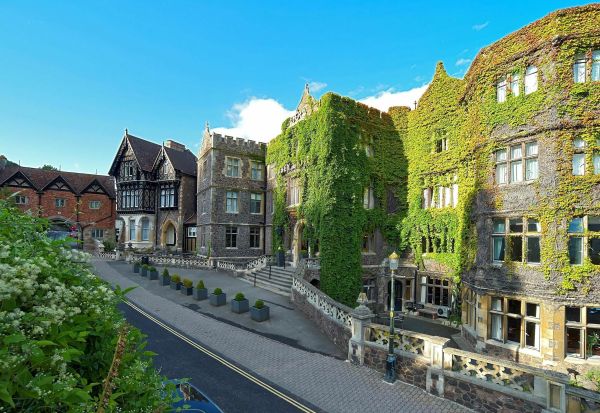 The Abbey Hotel - モルバーン