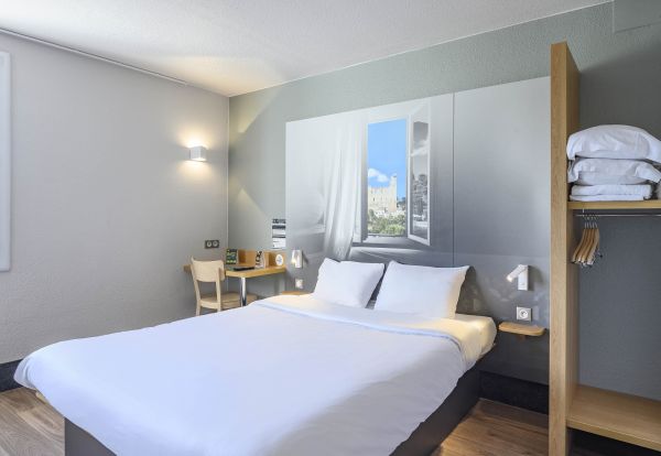 B&b Hotel Orange 3 éToiles - Orange, France