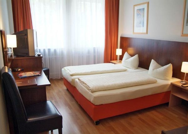 Hotel Italia in München bei HRS günstig buchen