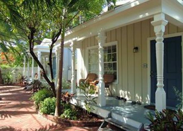 Kimpton lighthouse hotel store