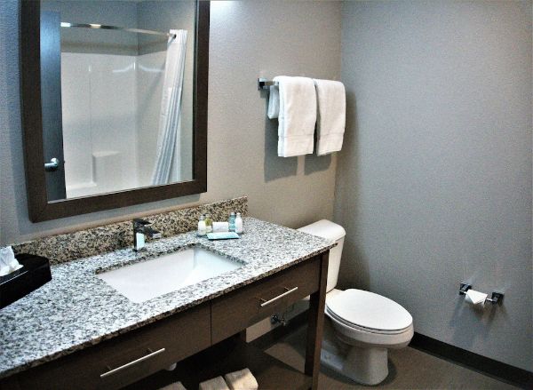 Brookstone Inn & Suites Fort Dodge - Brushy Creek State Recreation Area, Lehigh