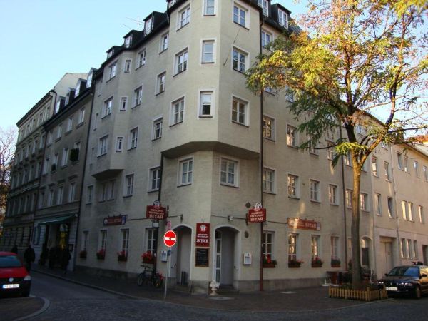 Mona Lisa Pension - Munich