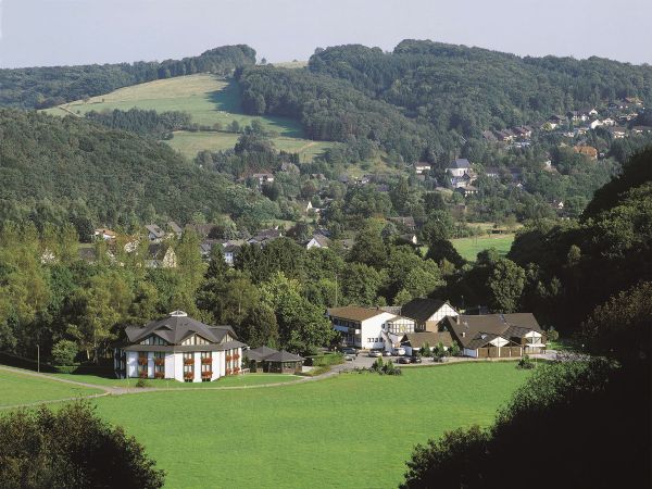 Landhotel Naafs Häuschen Landhotel - Neunkirchen-Seelscheid