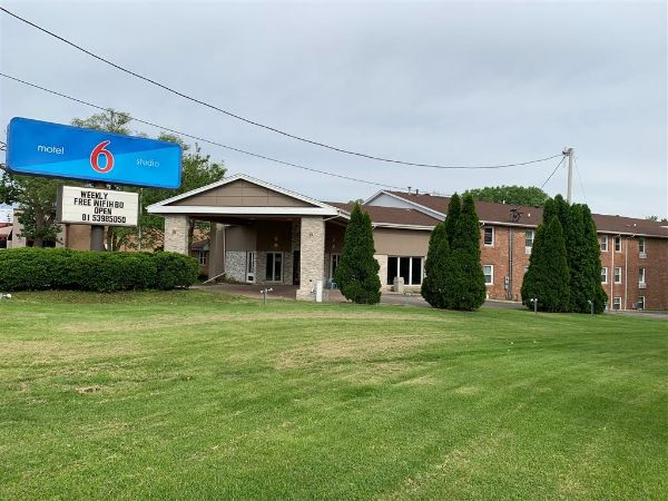 Il Studio 6 Rockford - Rockford, IL