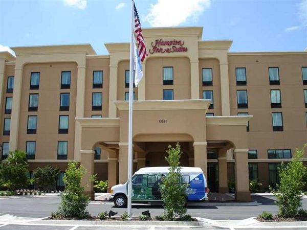 Hampton Inn & Suites Jacksonville-airport - Jacksonville, FL