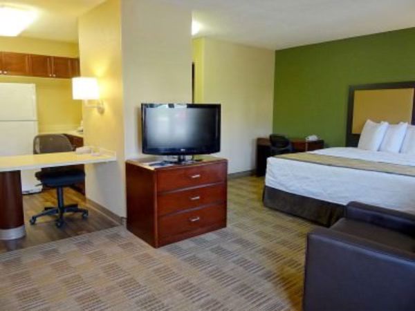 Candlewood Suites Houston Space Center – Webster By Ihg - League City, TX