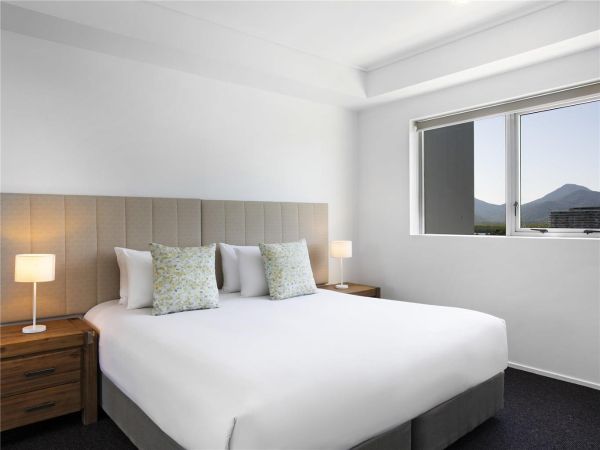 Mantra Trilogy Cairns - Cairns