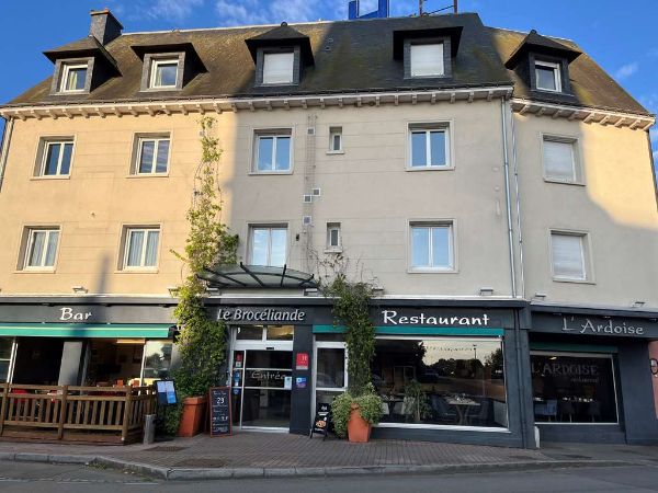 Hotel Le Broceliande Sure Hotel Collection By Best Western - Bédée