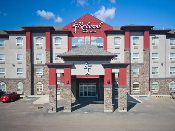 Redwood Inn And Suites - Grande Prairie