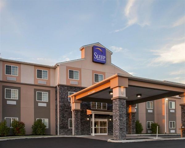Sleep Inn & Suites Harrisburg - Hershey North - Hershey, PA