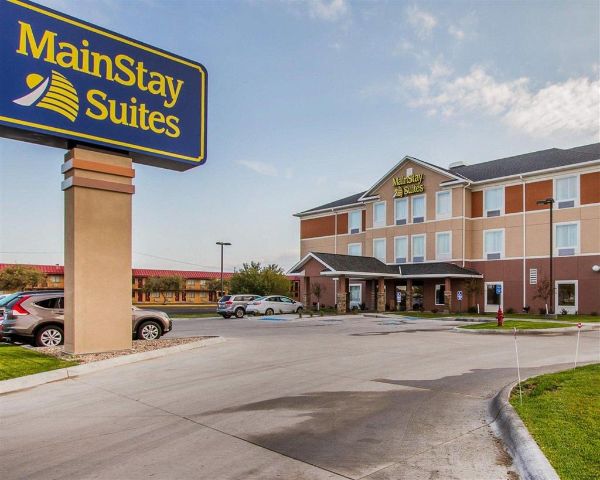 Mainstay Suites Grand Island - Grand Island, NE