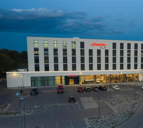 Hampton By Hilton Poznan Swarzedz - Poznań