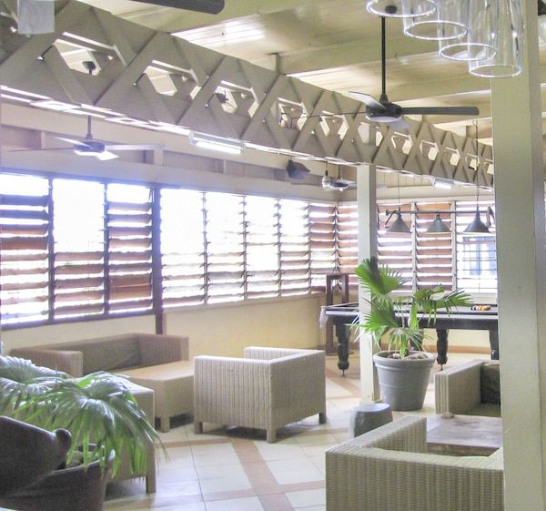 Coconut Palms Resort - Port Vila