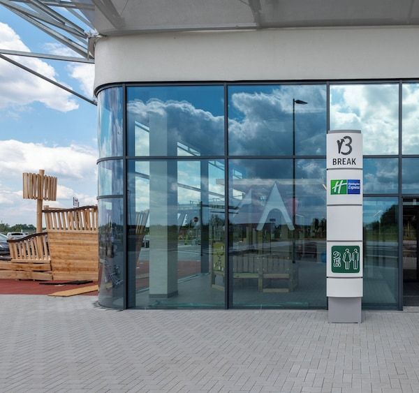 Holiday Inn Express Hamburg South A7/as42 - Bispingen