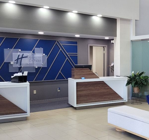 Holiday Inn Express New Albany - New Albany, MS