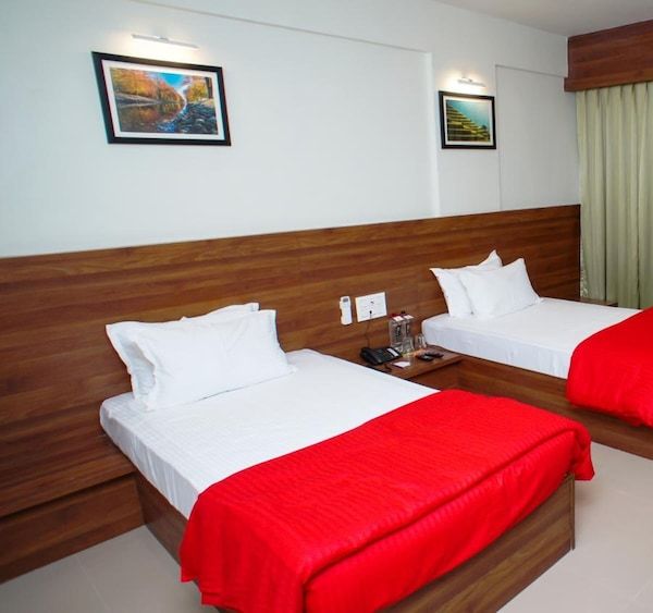 Mastiff Hotel Chinchwad - Pune