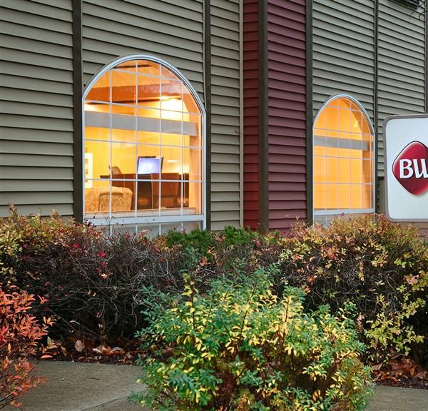 Best Western Plus Rama Inn & Suites - La Grande, OR