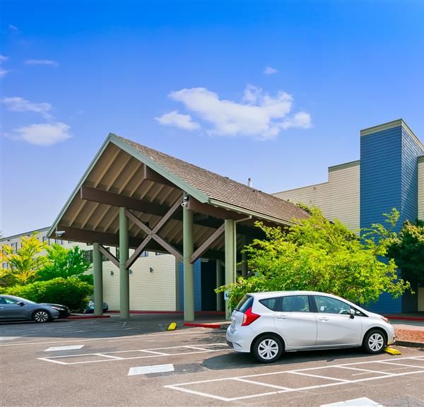 Best Western Plus Silverdale Beach Hotel - Poulsbo, WA