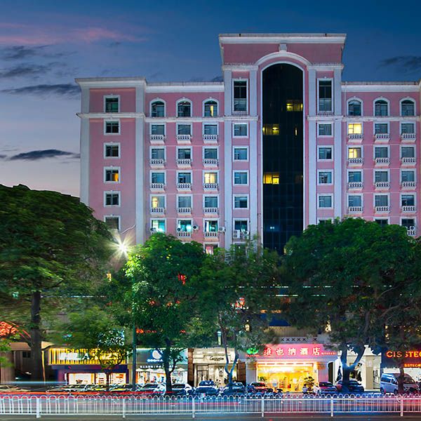 Vienna Hotel (Shenzhen Baoan Center Fanshen Metro Station) Bao'an Fanshen Metro Station - Tin Shui Wai