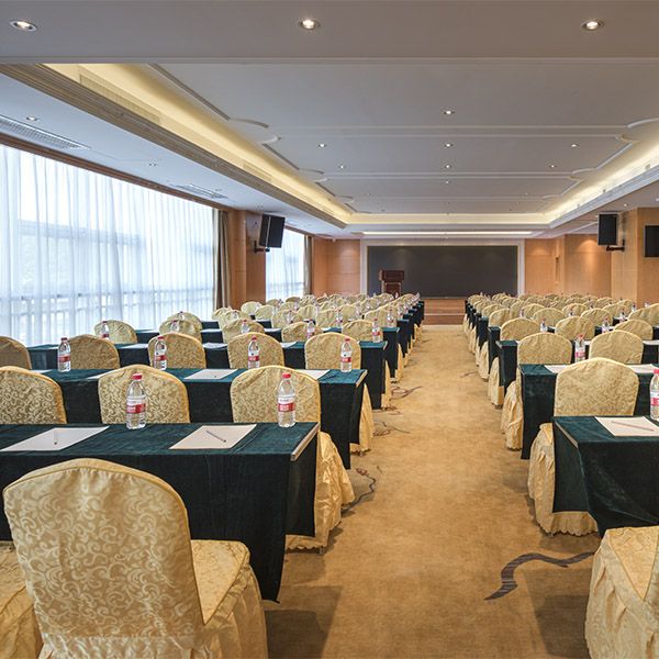 Vienna International Hotel Hebei Cangzhou Hongyu Building High Speed Rail Station Cangzhou Hongyu Building High-speed Railway Station - Cangzhou