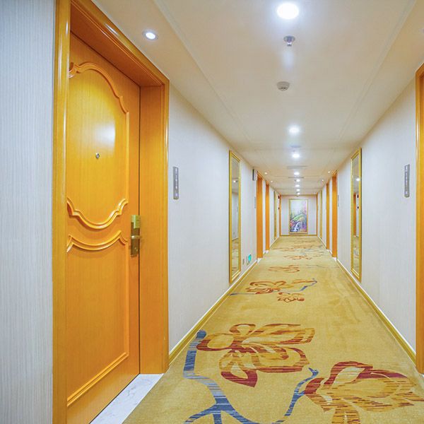 Vienna Sanhao Hotel (Guangdong Maoming Yanjiang Building Hotel) Maoming Yanjiang Building - Maoming