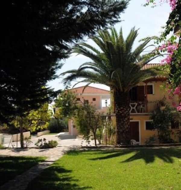 Helena's Studios - Kefalonia