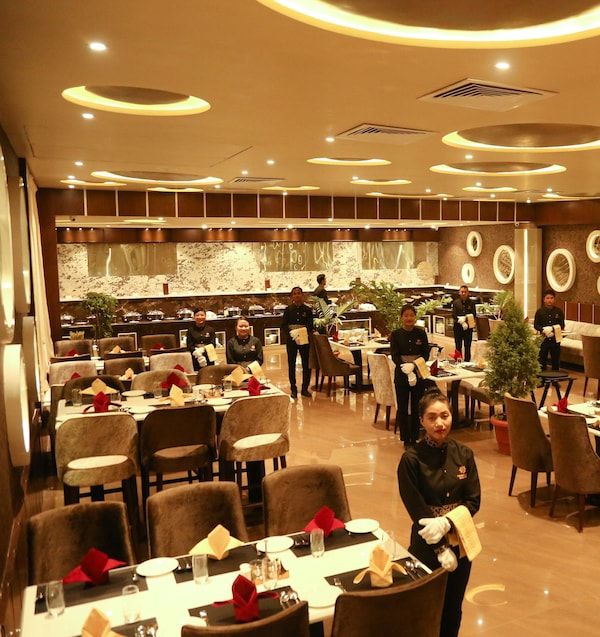 Hotel Prince Viraj - 자발푸르