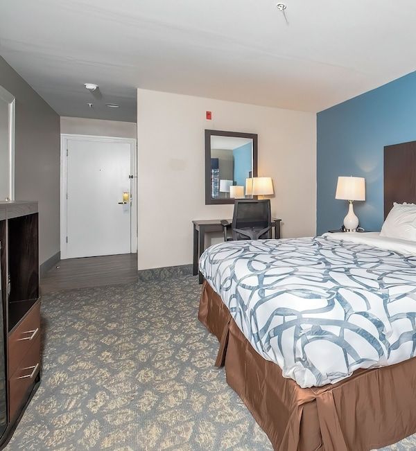 Casco Bay Inn - Yarmouth, ME