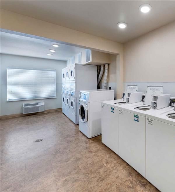 Extended Stay America Select Suites - Oklahoma City - Southeast - Oklahoma City