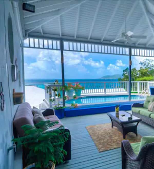 The Lighthouse Villas - Saint John