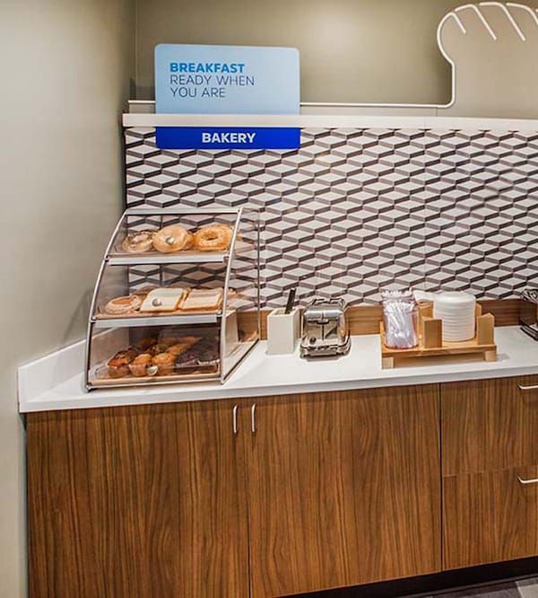 Holiday Inn Express Meadville (I-79 Exit 147a) - Conneaut Lake, PA