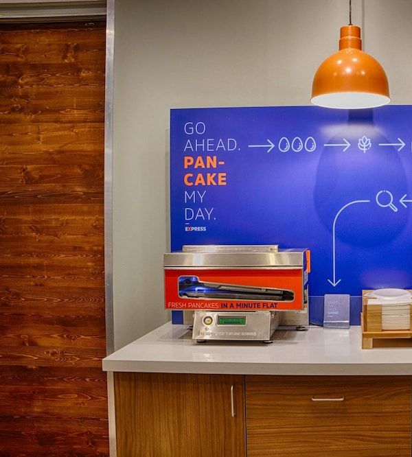 Holiday Inn Express & Suites Columbus - New Albany - New Albany, OH