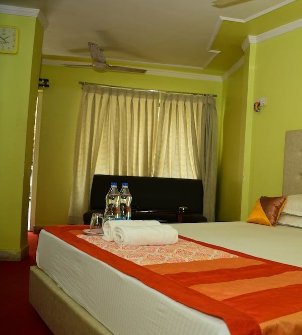 Hotel Dolphin - Digha