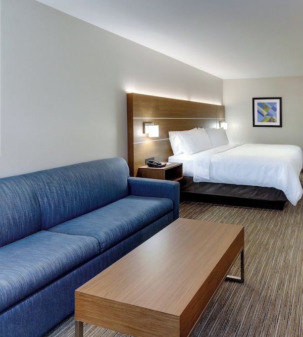 Holiday Inn Express & Suites Middletown - Goshen - Middletown, NY