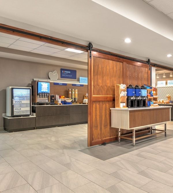 Holiday Inn Express San Antonio East - I-10 - Universal City, TX