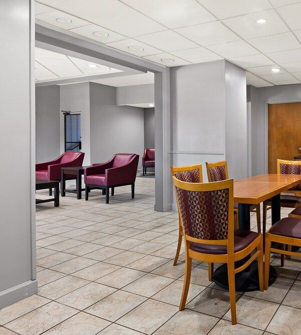 Nc Red Roof Inn & Suites Monroe - Monroe, NC