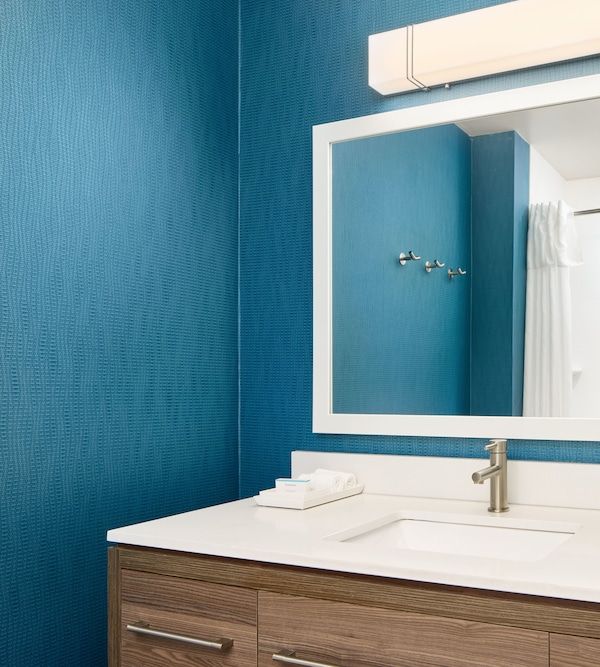 Home2 Suites By Hilton Pensacola Airport Medical Center - Pensacola, FL
