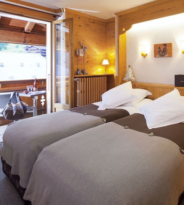 La Croix Saint Maurice Logis - Le Grand-Bornand